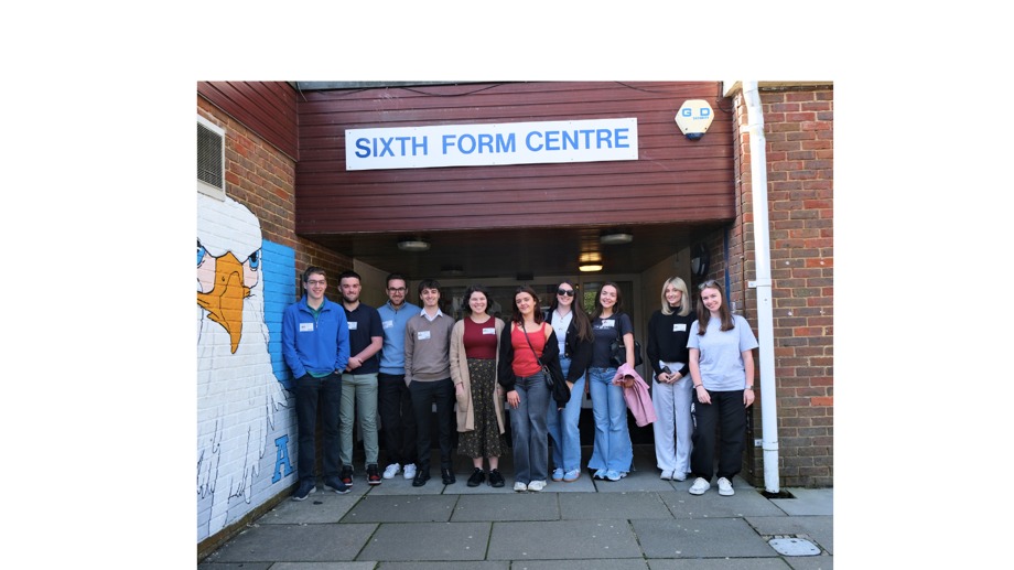 Alumni Visit Sixth Form - News - Charters School